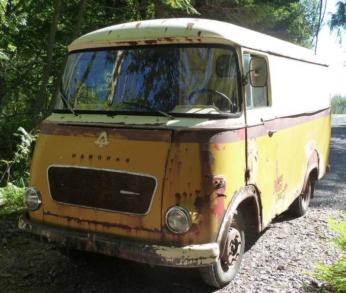 Mobile loft: 1963 Hanomag Kurier 2 – Classic Virus