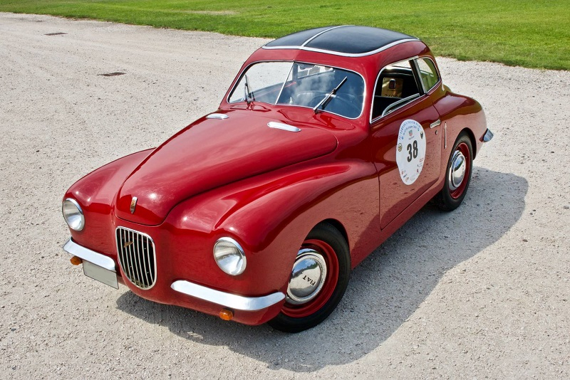 The odd couple: 1948 Fiat 500 A Berlinetta – 1947 Fiat 500 B Barchetta ...