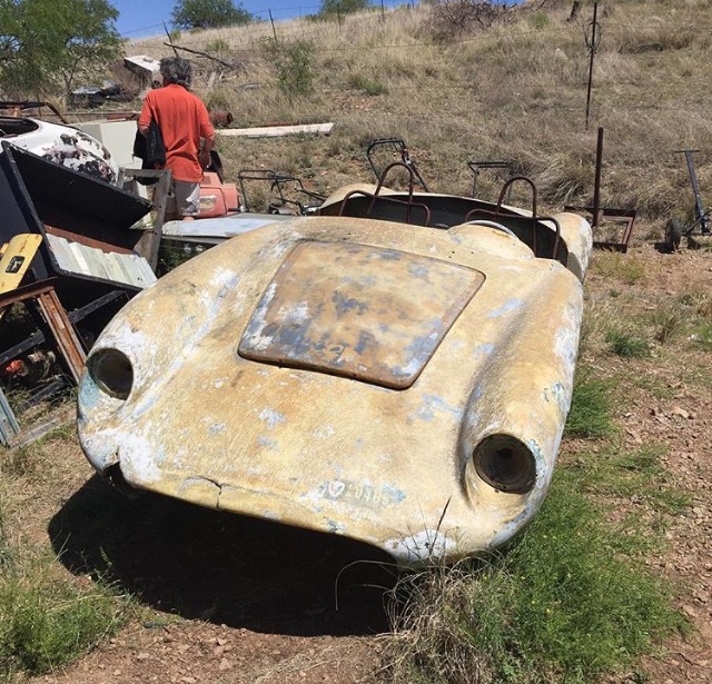 Empty shell: 1957 VW-Devin D 295 – Classic Virus