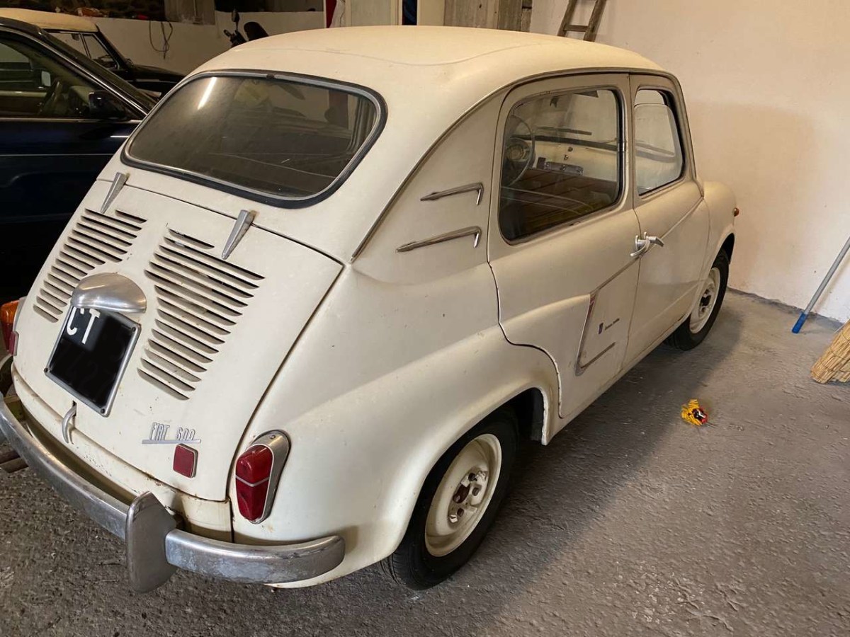 The second one: 1956 Fiat 600 Lucciola by Francis Lombardi – Classic Virus