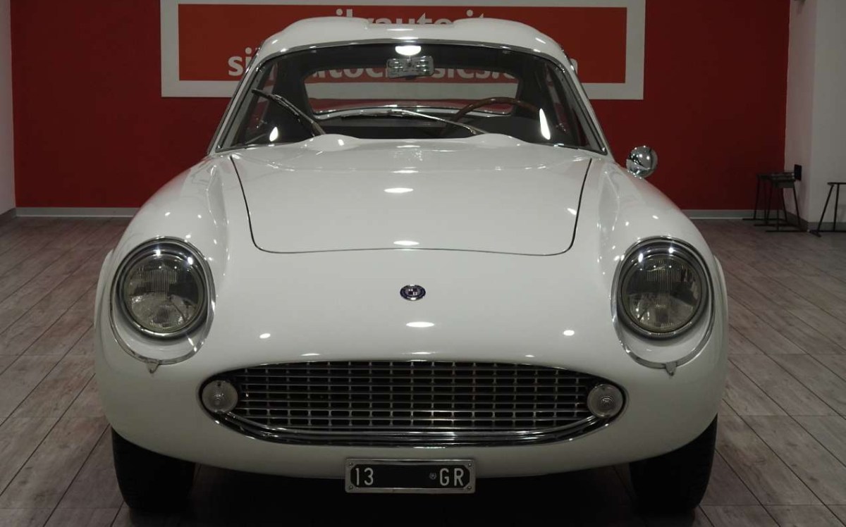 White racer: 1962 OSCA 1600 GT by Zagato – Classic Virus