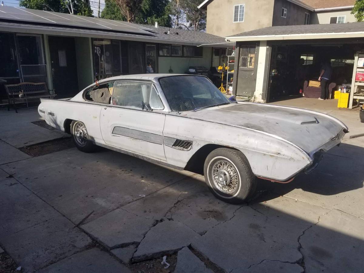 Two sisters: 1963 Ford Thunderbird fastback by Ghia – Classic Virus