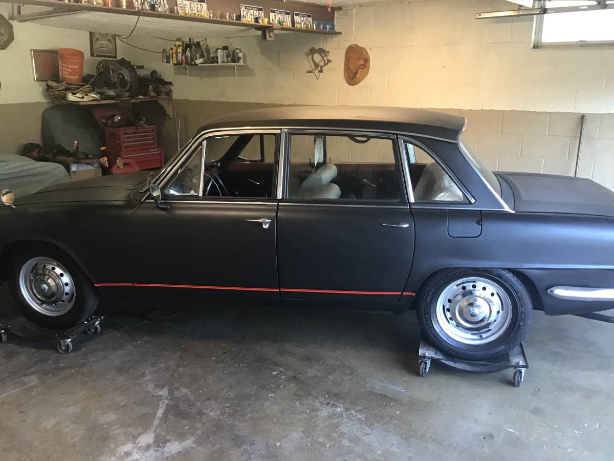 Foreign sedan: 1966 Triumph 2000 MK1 Saloon – Classic Virus